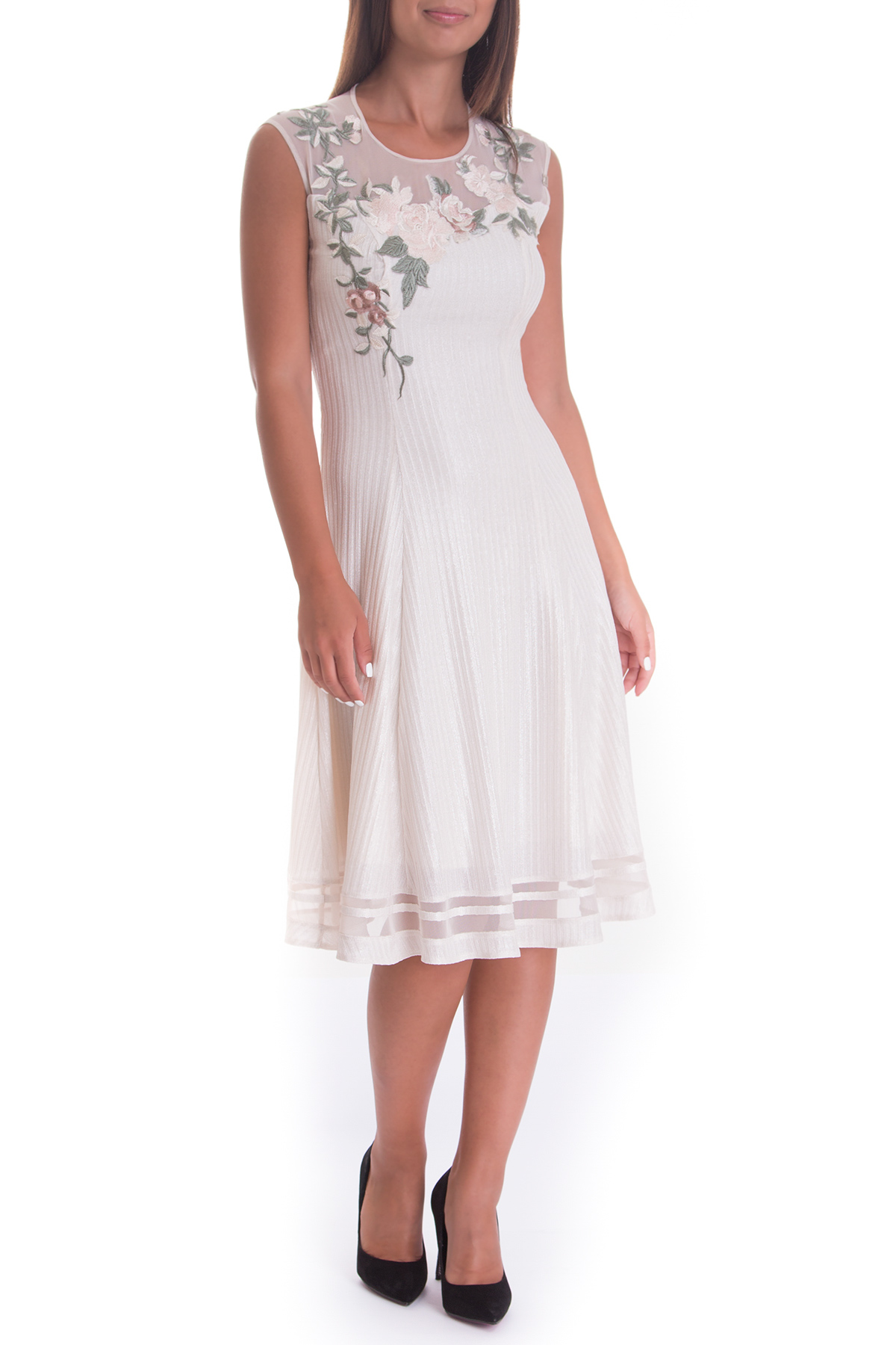 Elegantna Luna haljina sa čipkanom aplikacijom u predelu biste | Modna ...