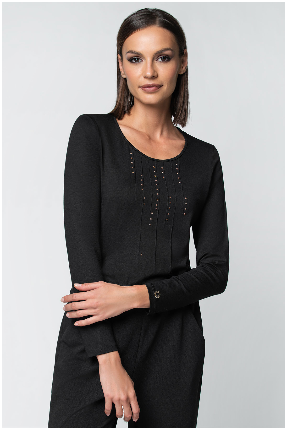Viskozna crna bluza sa zlatnim cirkonima | Modna kuća Luna