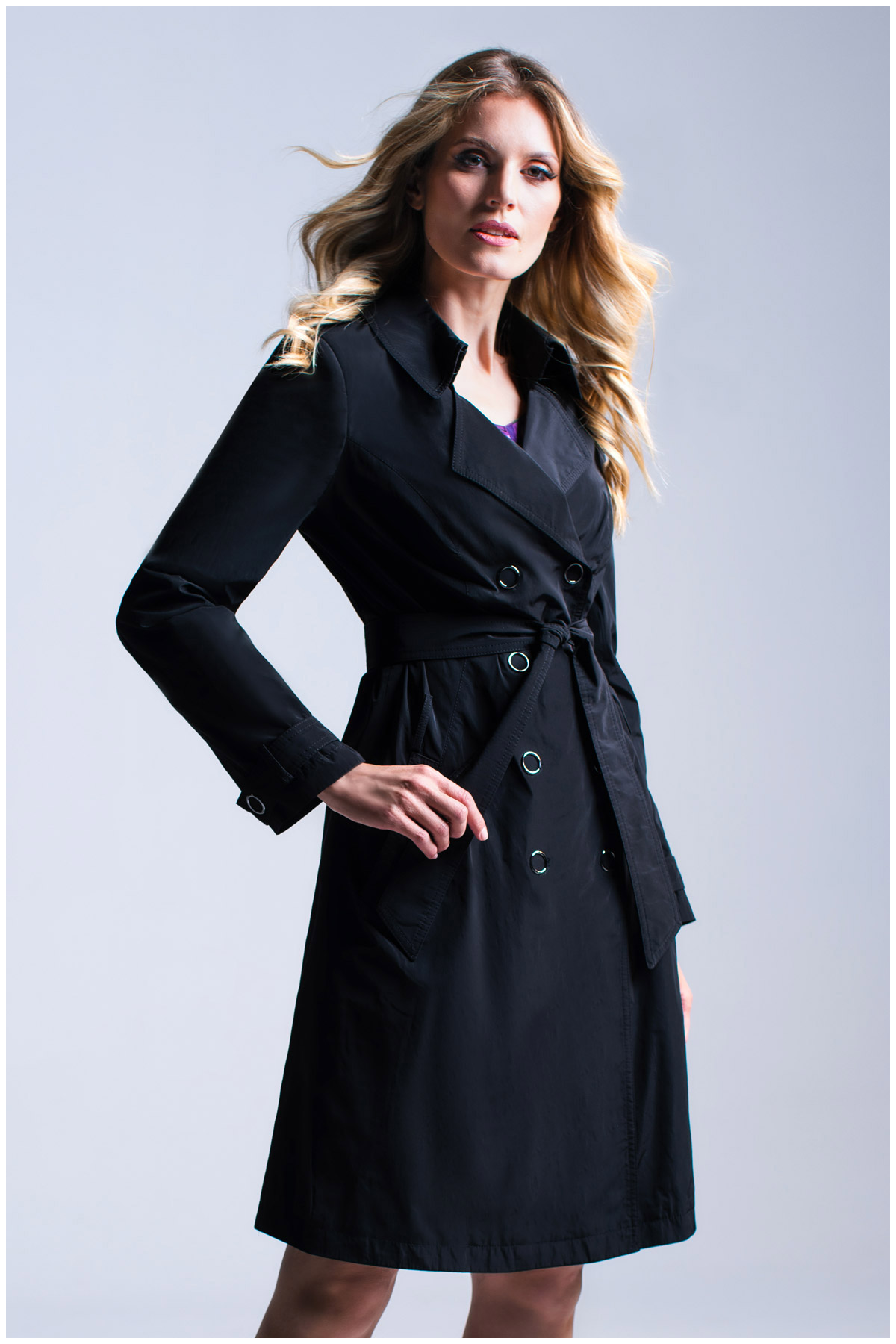 Elegantan crni mantil sa kaišem | Modna kuća Luna